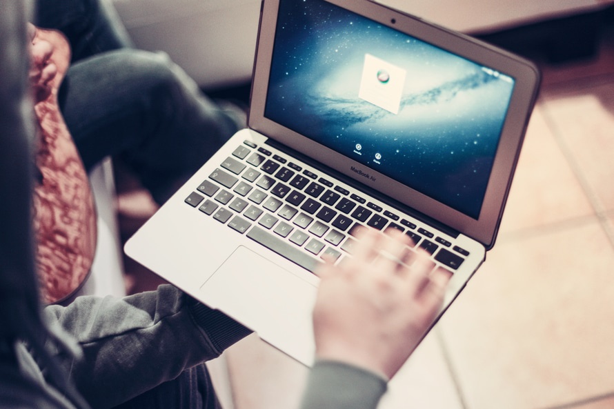 10 Tips to succeed online businesshttps://beingguru.com/true-strategies ...